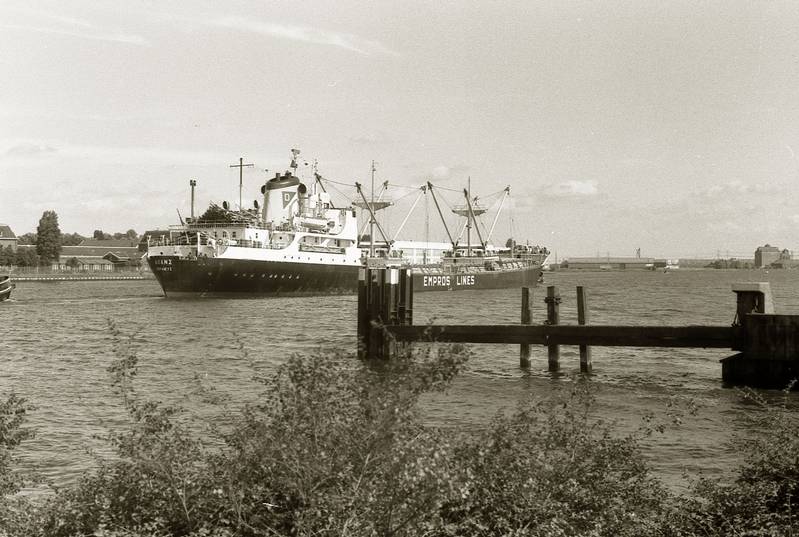 Burntisland Shipyard - the 'Avance' (formerly the 'Arthur Albright'